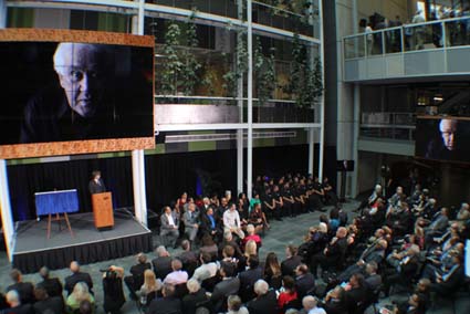 Pacific.scoop.co.nz » Media makers turn out in force for Sir Paul ...